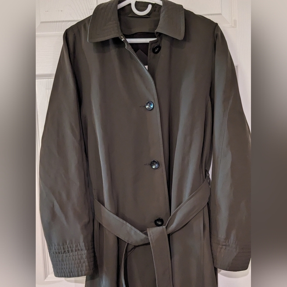 misty harbor | Jackets & Coats | Vintage Misty Harbor Olive Green ...